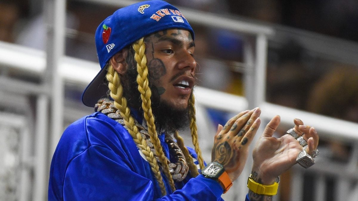 6ix9ine Says He Disavows Puerto Rican Heritage Due To His Father ...